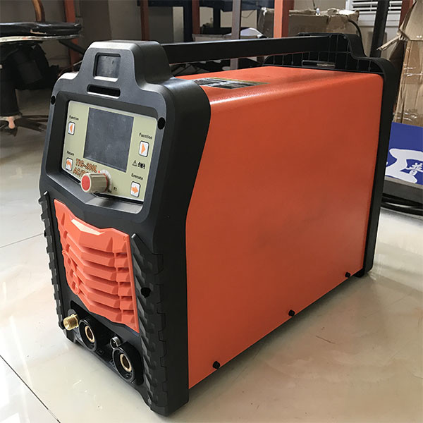 200A TIG Welding Machine , Tig 200 Ac Dc Welder Pulse Synergy With LCD ...